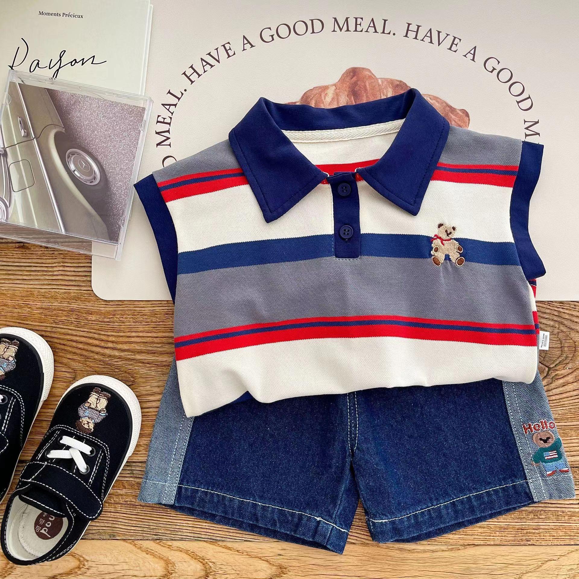 y256 – Summer Denim Bear Waistcoat – Young Baby